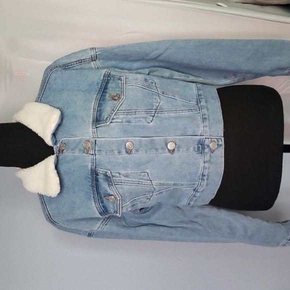 PacSun | Jackets & Coats | Pacsun Crop Denim Jean Jacket W Faux Fur ...